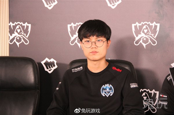 cuzz_cuzz和蛇哥 - 随意优惠券